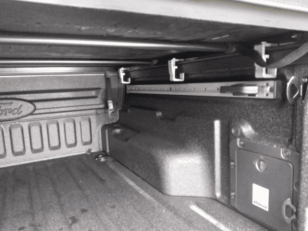 Installed MAVERICK 2022 TRUXEDO SOFT ROLL-UP TONNEAU COVER ...