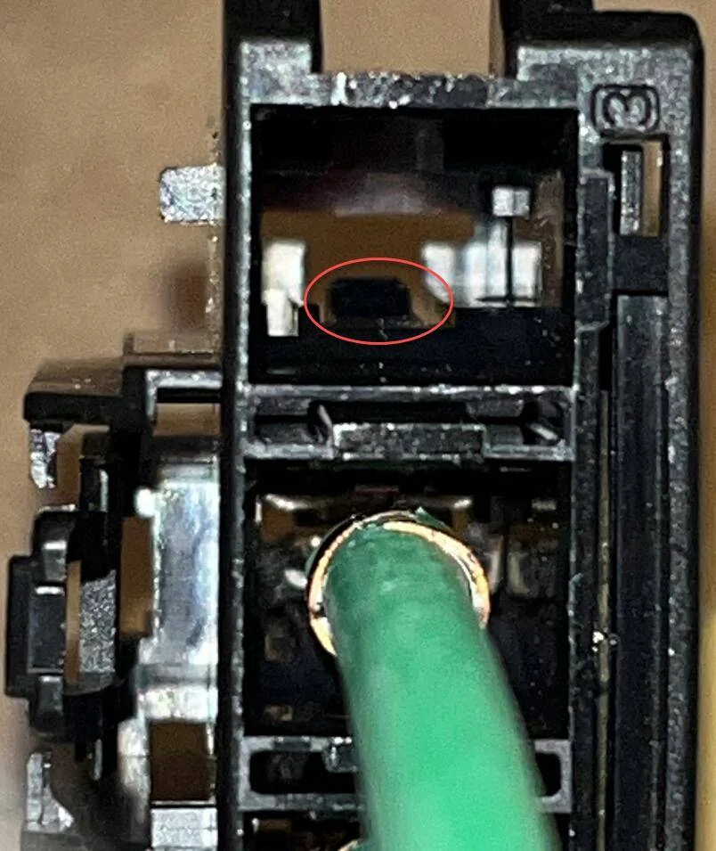 Want to install a power block on switched 12v power inside the cabin ...