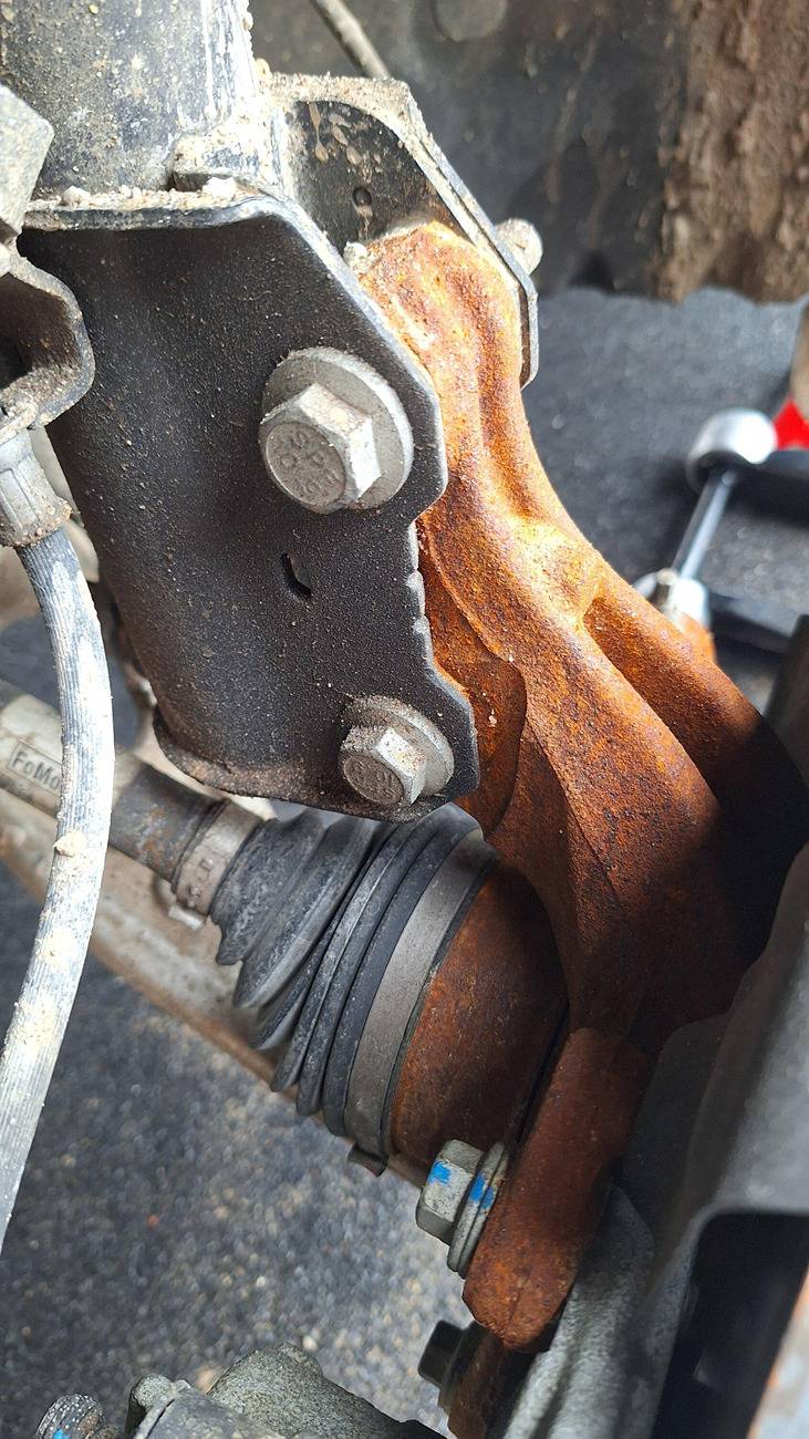 Anyone getting rust on the undercarriage? | MaverickTruckClub - 2022 ...
