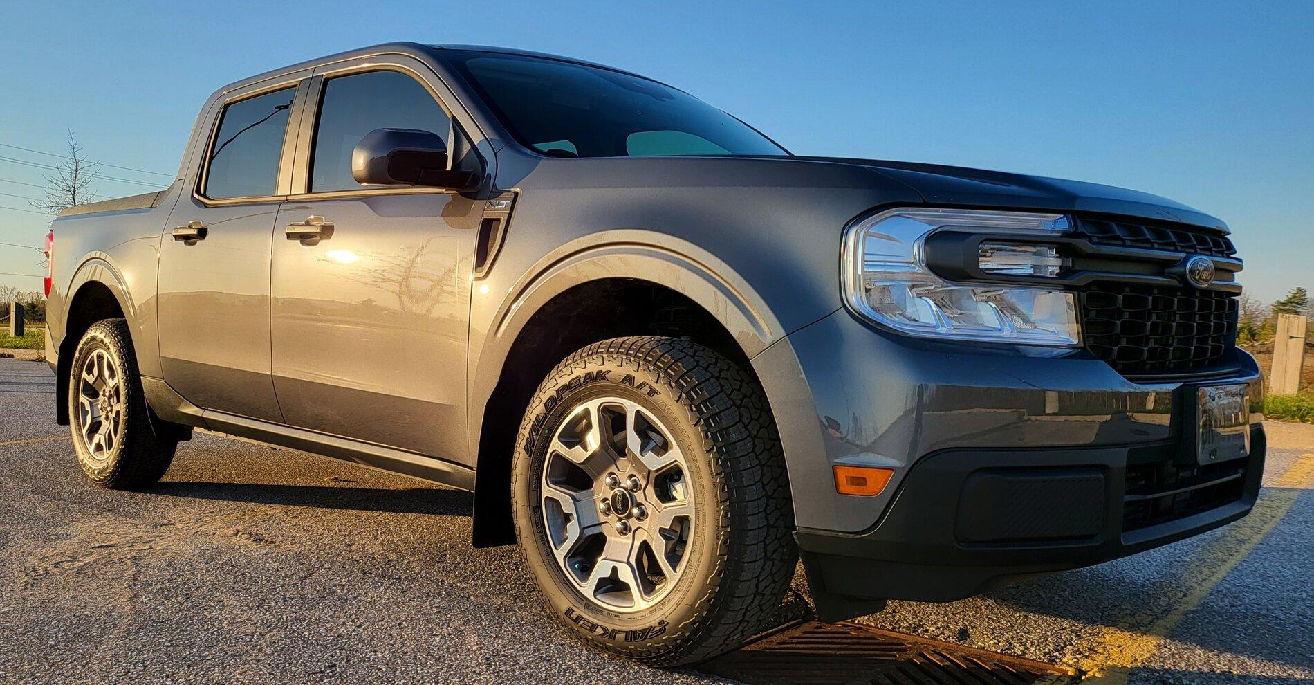 My new first Ford - XLT Maverick AWD with Rokblokz mud flaps ...
