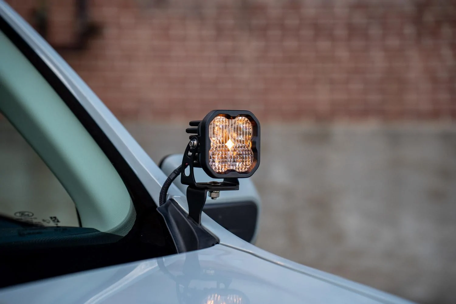 Diode Dynamics SS3 LED PODS SAE in Yellow + backlight installed ...