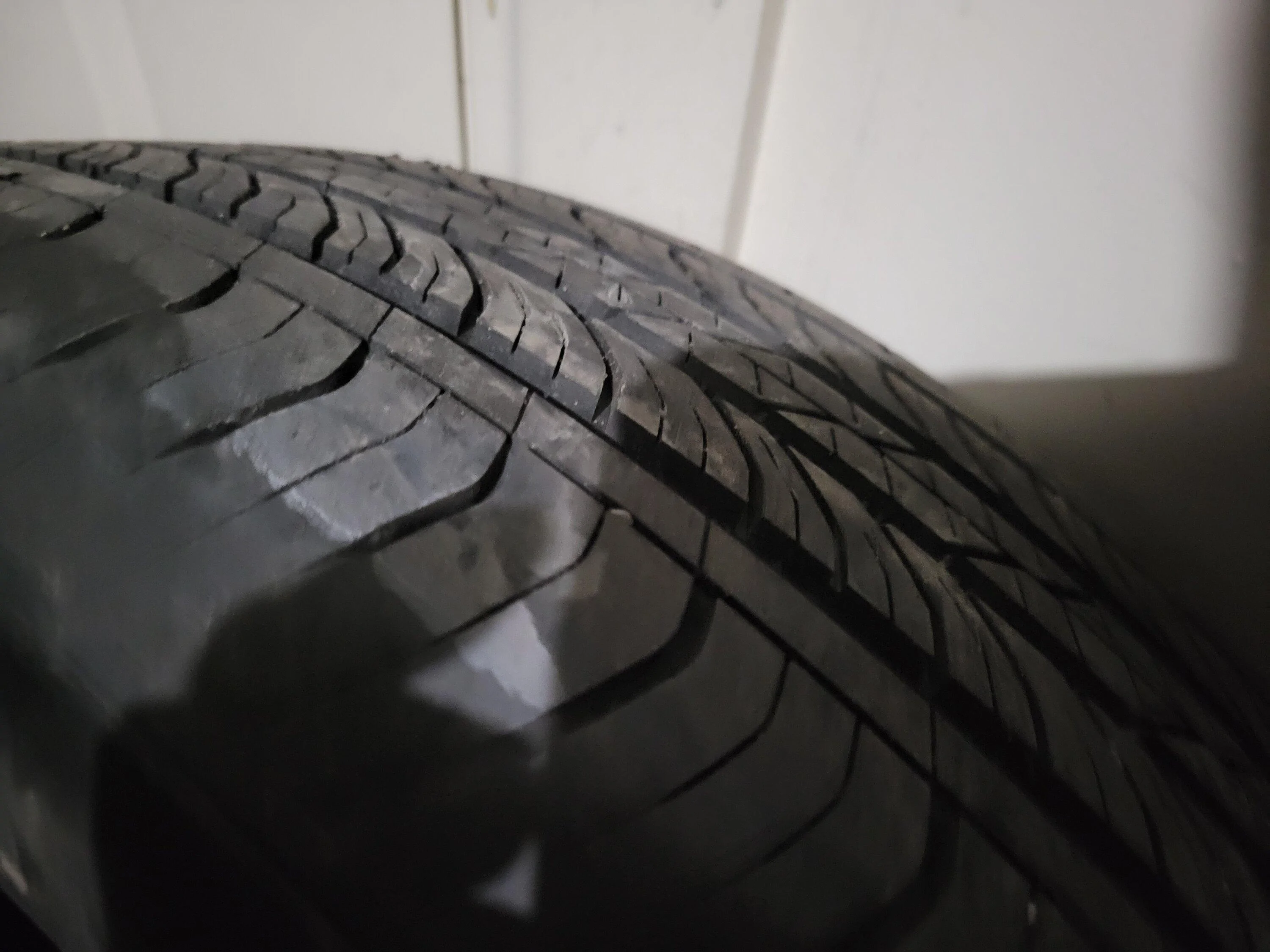 Colorado - 225 65 17 new ish tires..only 83 miles | MaverickTruckClub ...