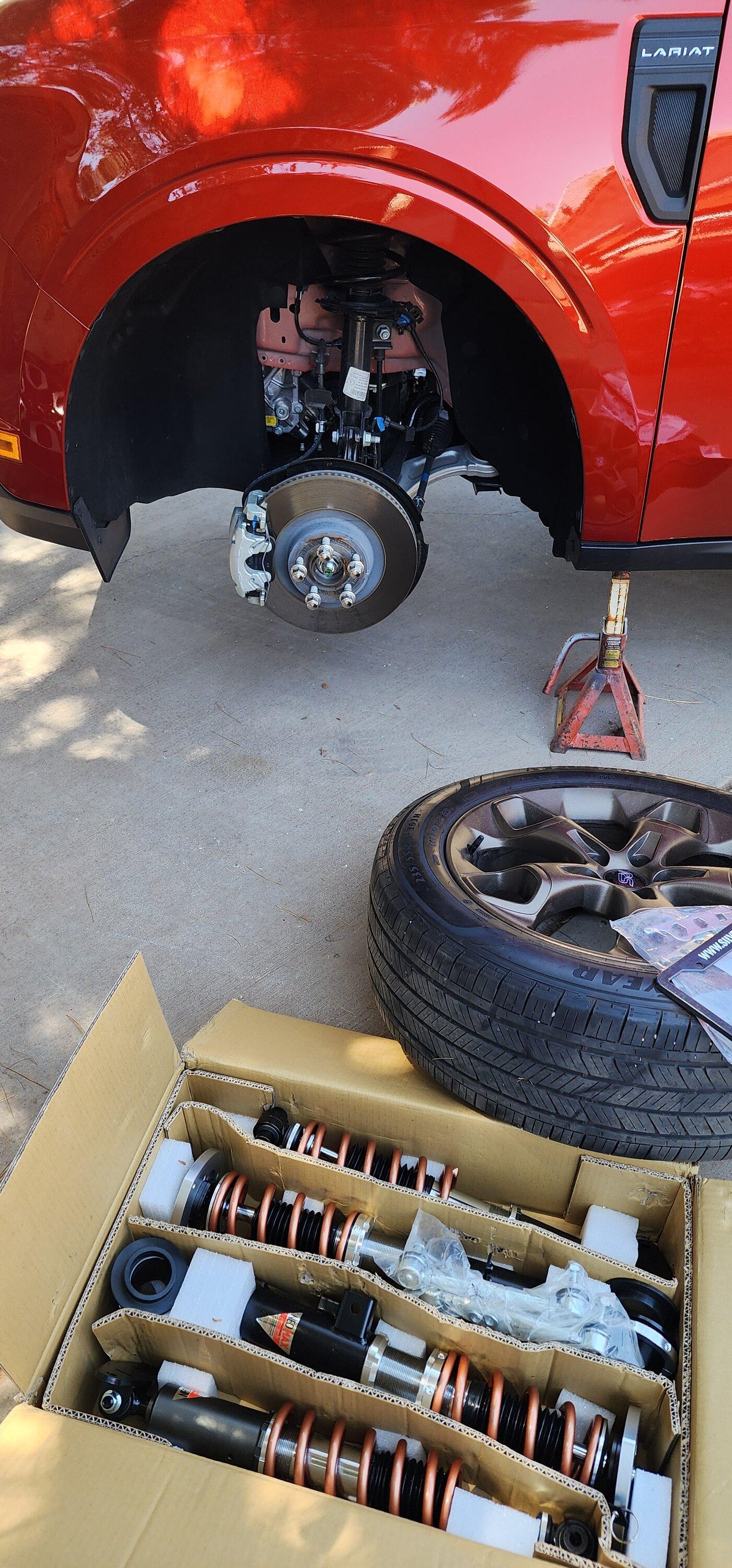 Slammed on Silver's Coilovers (23 Hybrid Lariat) | MaverickTruckClub ...