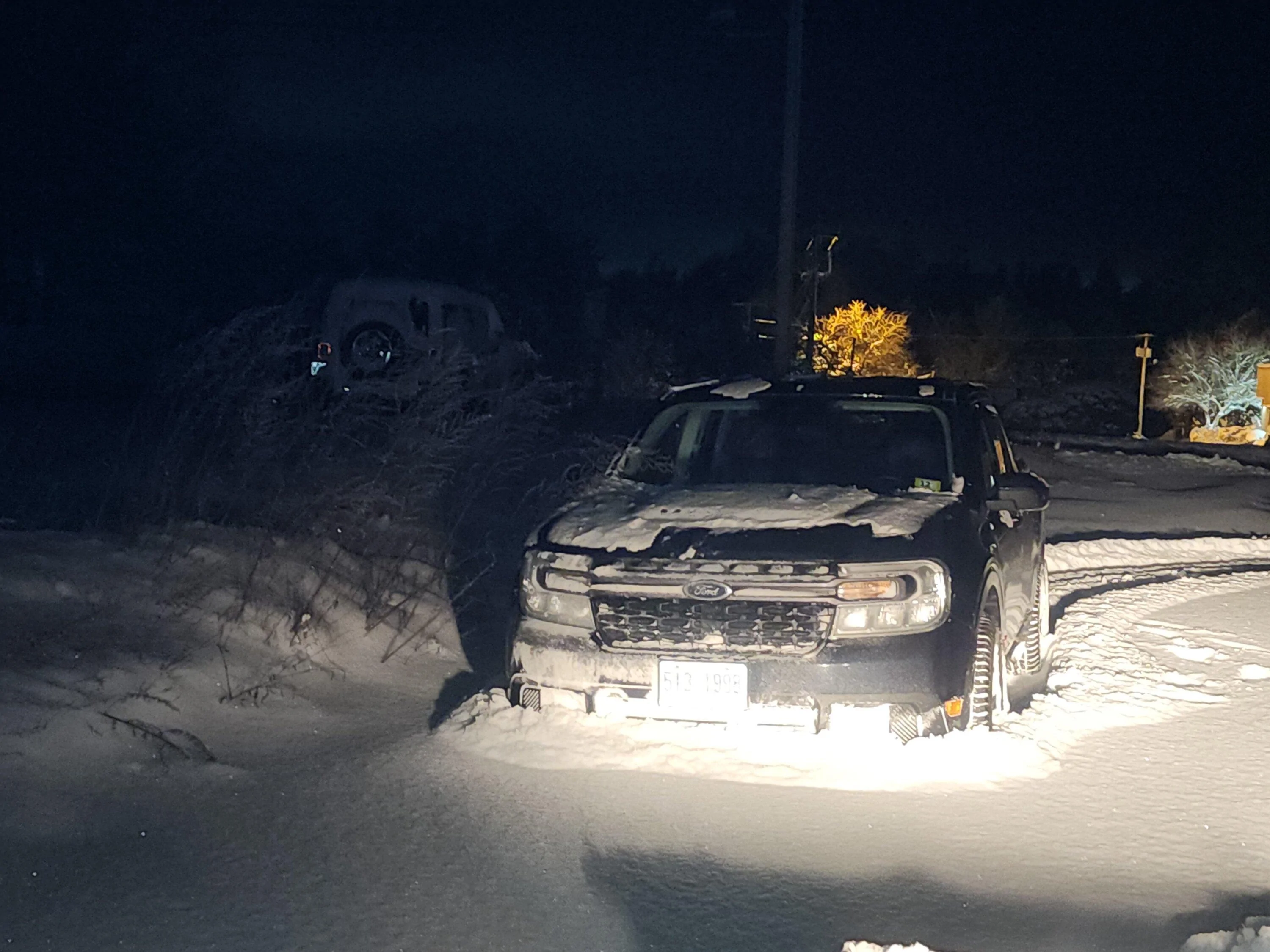 First Time Snow Storm Performance Review (AWD Maverick in Wisconsin) 👍 ...