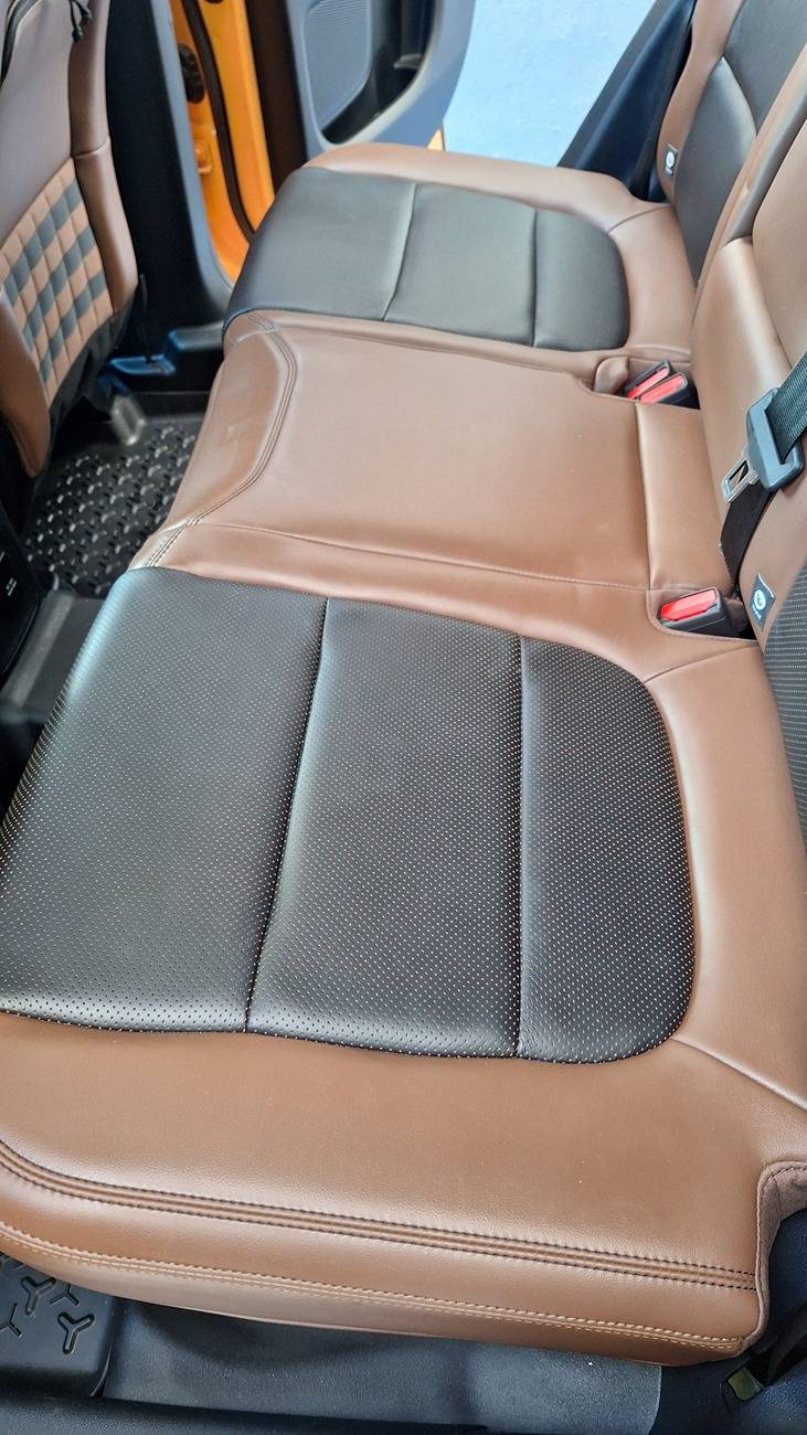 Bronco Sport Badlands in Bronze Smoke - Man if Mavericks got colors and ...