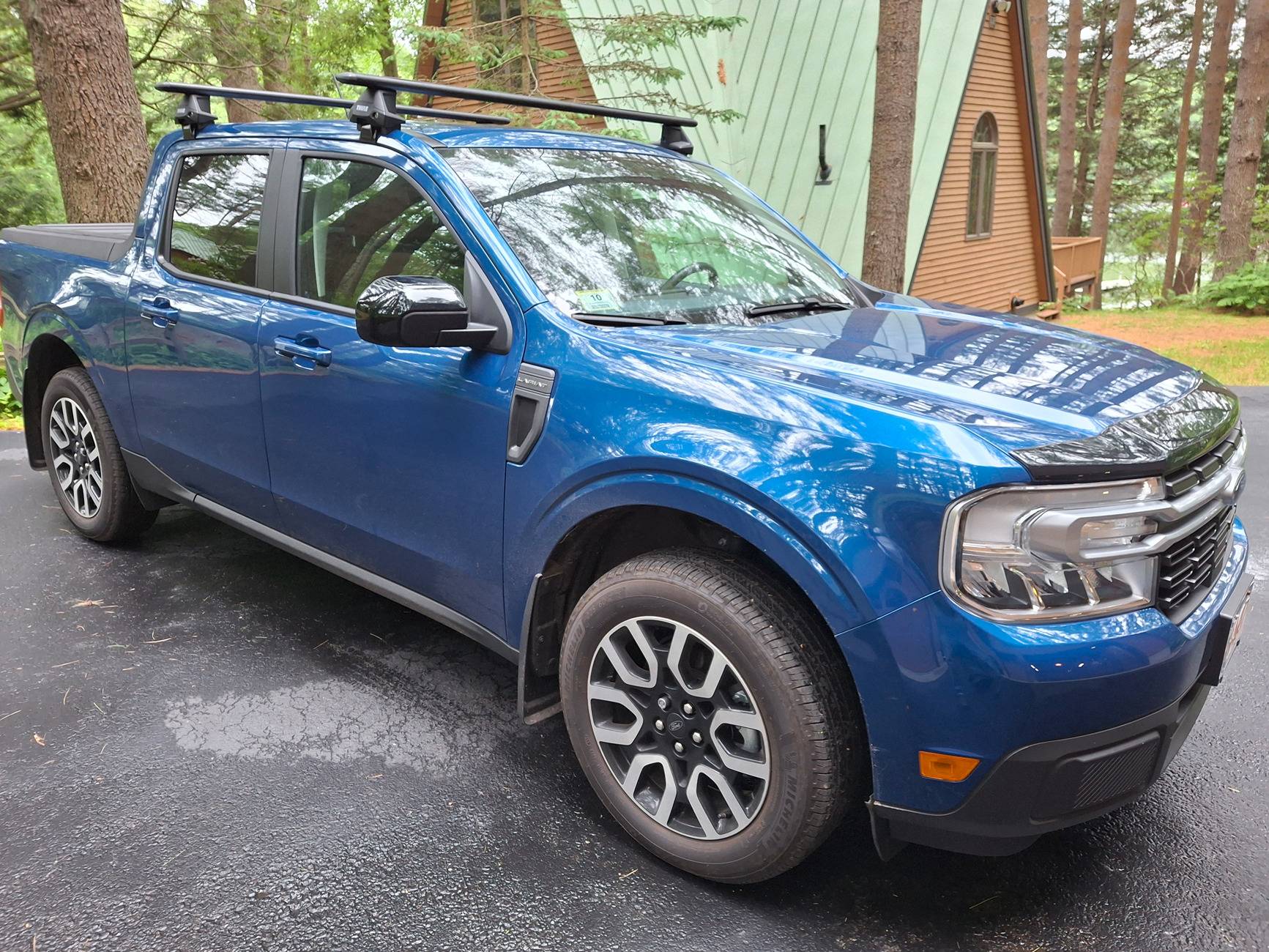 Just finished adding a Thule roof rack to my 2024 Mav Lariat EB ...