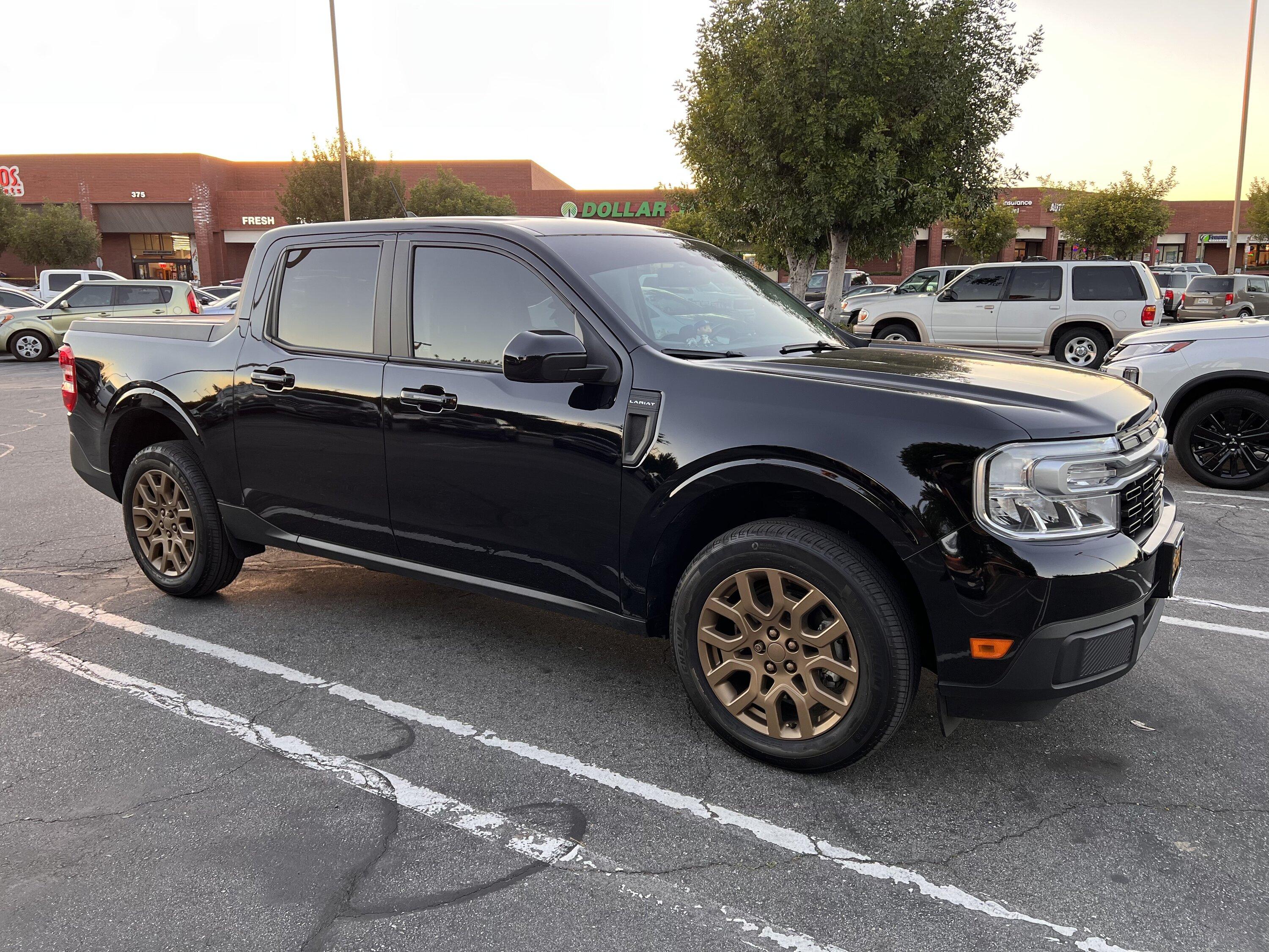 Recent updates on my Maverick Lariat Hybrid Lux. Wireless CarPlay and ...