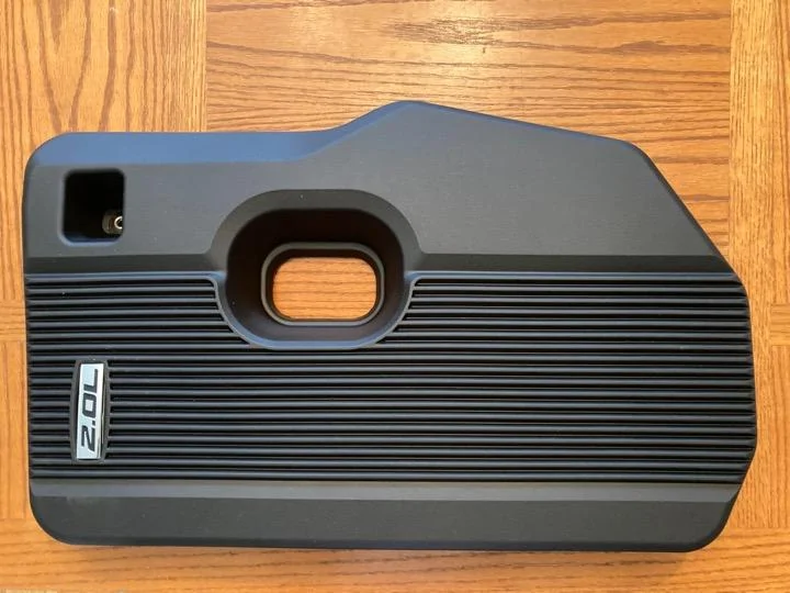 2.0L engine cover from Lincoln Nautilius compatible on Maverick ...
