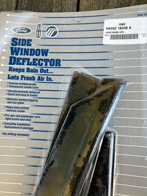 Virginia - Lund Smoke Low Profile Side Window Deflectors ...
