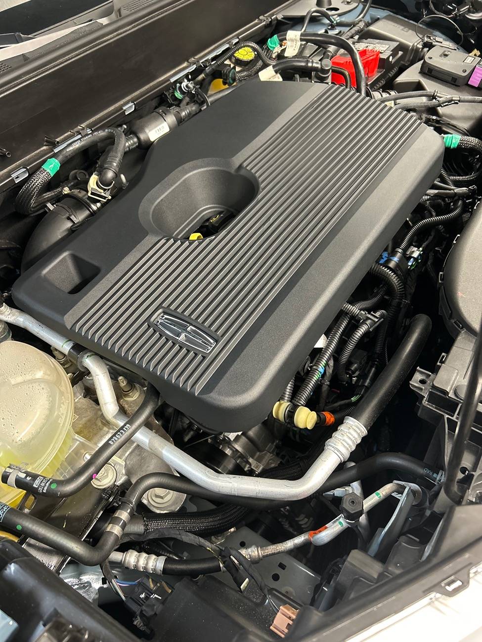 Re-badged Lincoln Engine Cover | MaverickTruckClub - 2022+ Ford ...