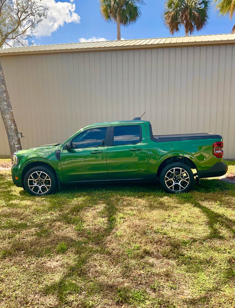 2025 Lariat Hybrid AWD GREEN | MaverickTruckClub - 2022+ Ford Maverick ...