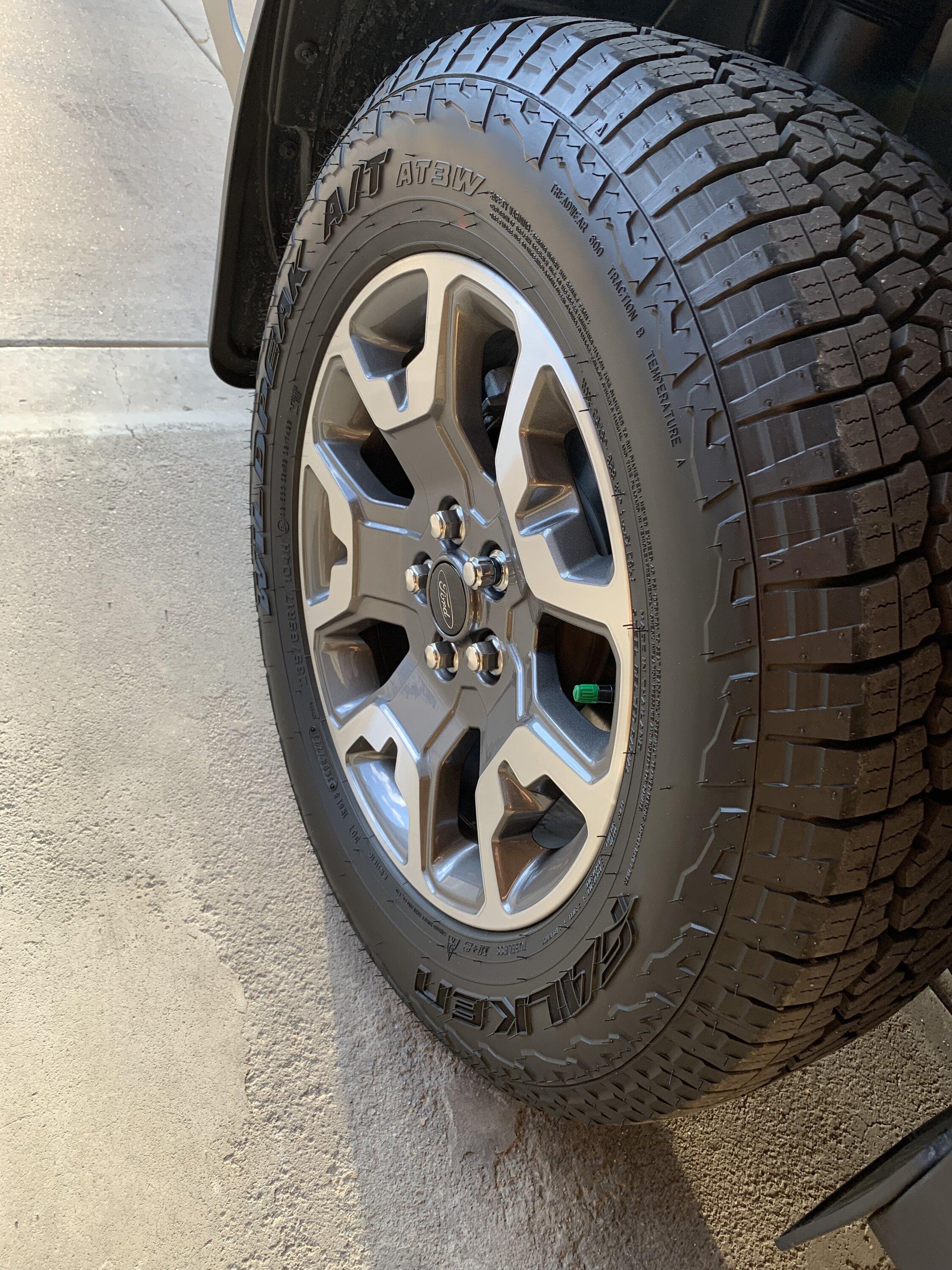 Machine face carbonized gray painted aluminum wheels ...
