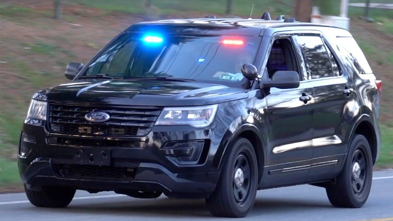 Black Maverick XL unexpected driver reactions | MaverickTruckClub ...
