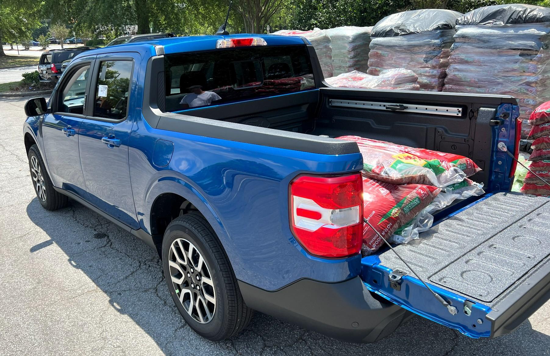 567 days - Blue Lariat Lux Hybrid w/ everything - Oscar at Jim Tidwell ...