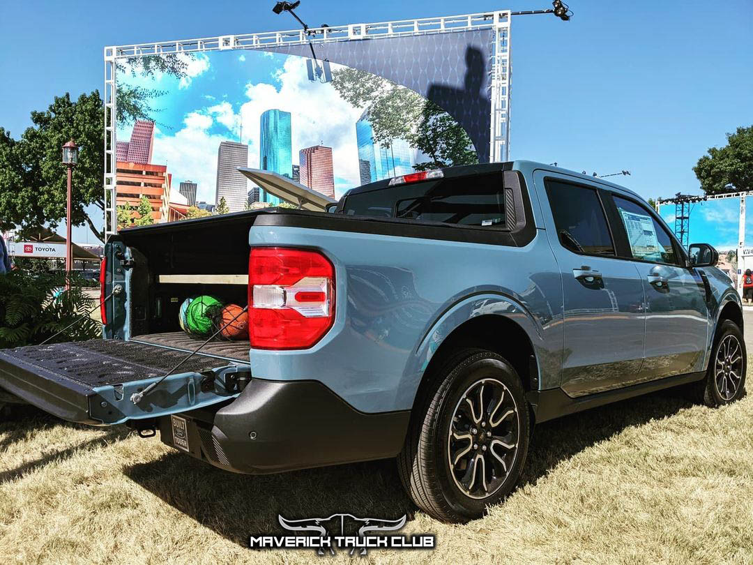 4 Mavericks on display at TX State Fair Auto Show - Impressions & Pics ...
