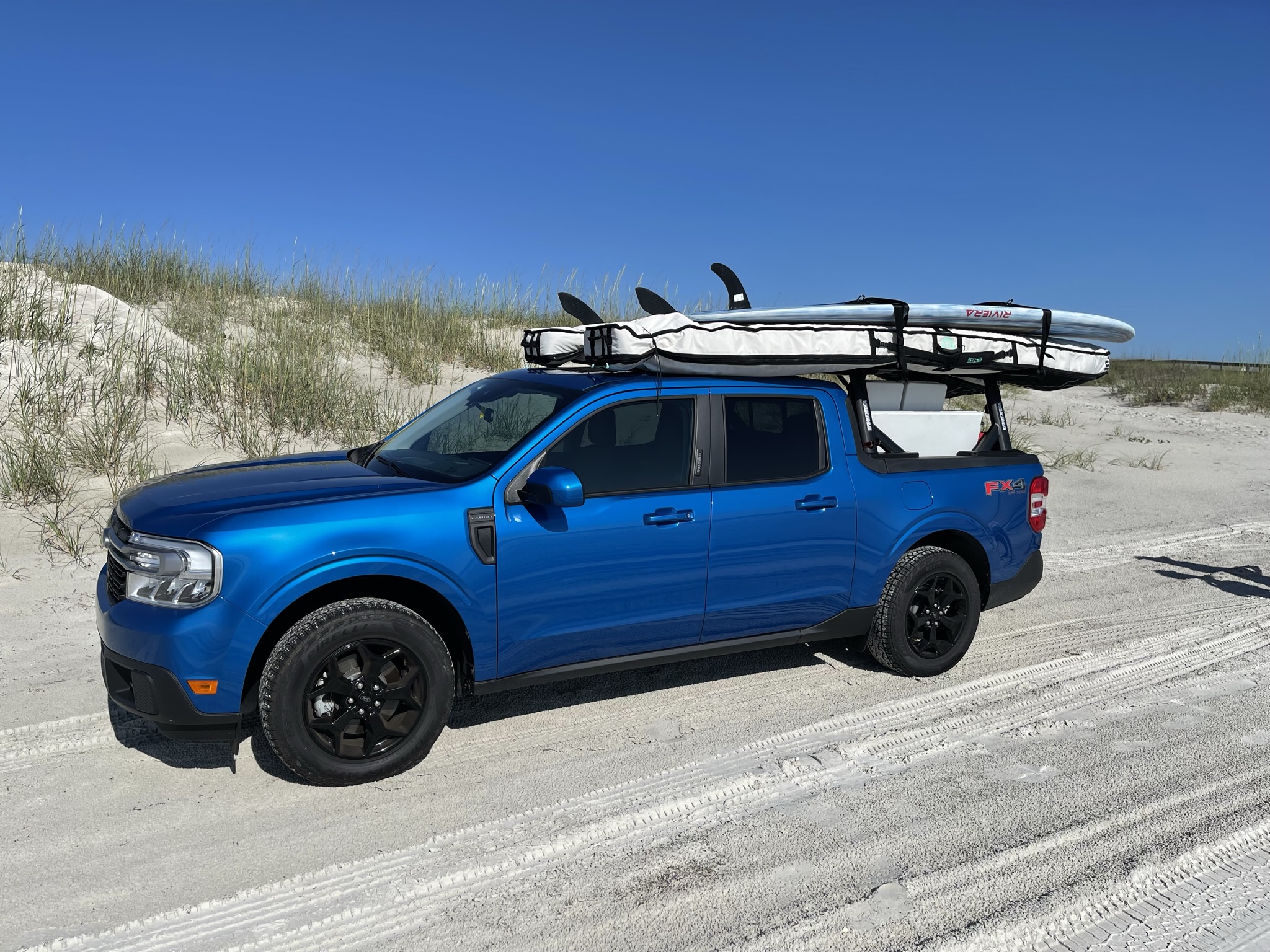A few days at the beach with the Maverick (driving in soft sand ...