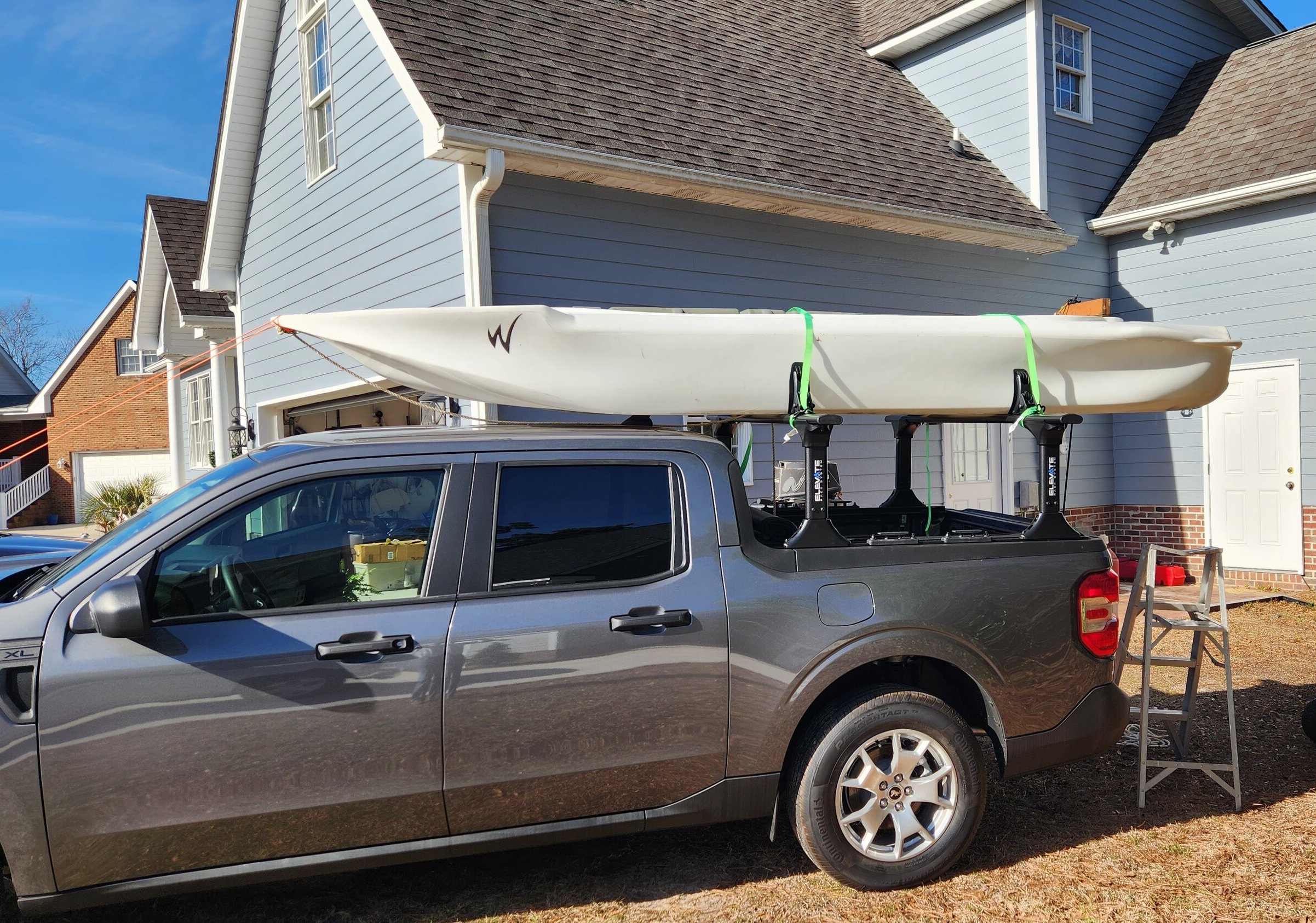 Hauling kayak on Elevate Racks | MaverickTruckClub - 2022+ Ford ...