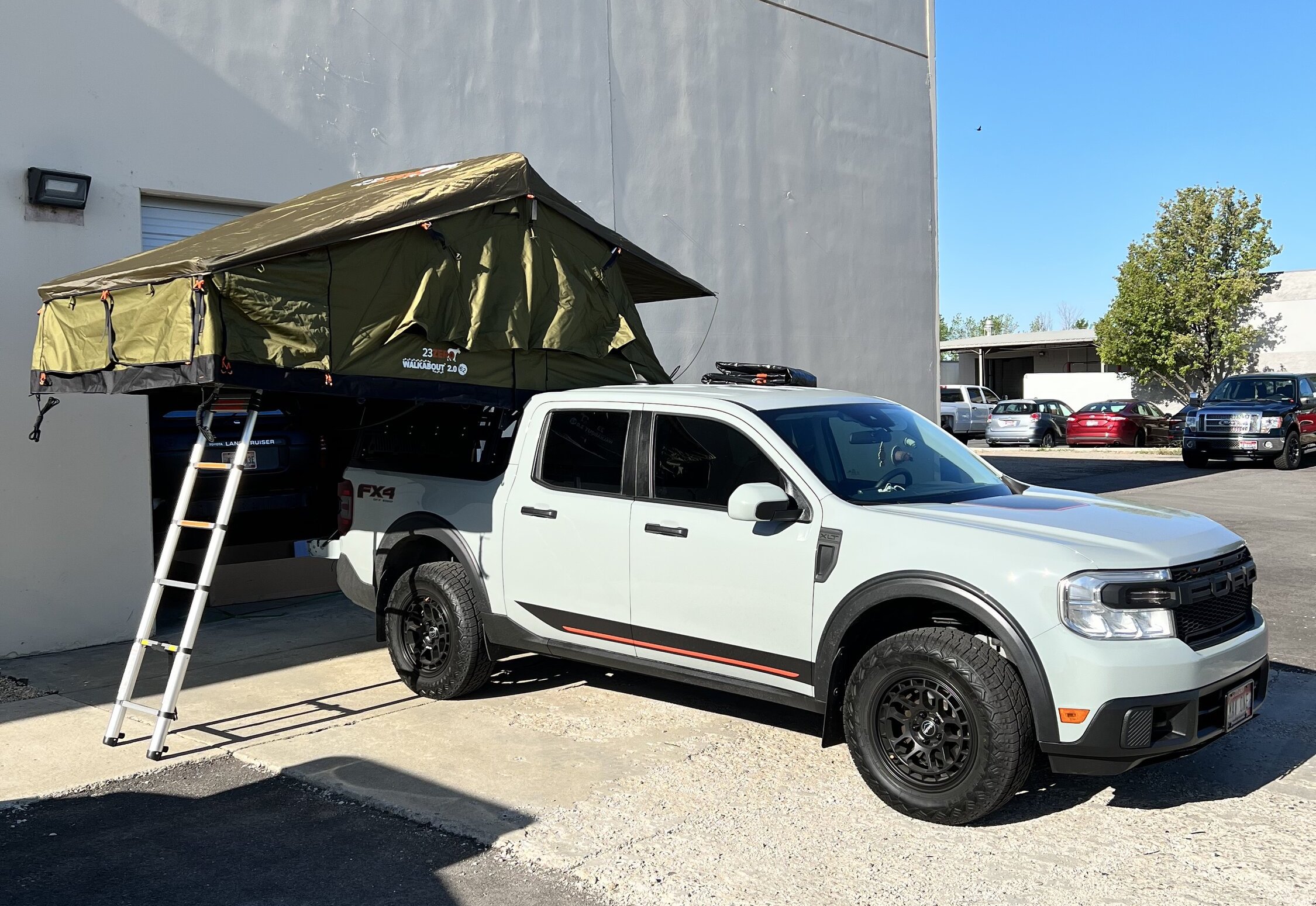 Xtrusion Overland XTR1 Rack + 23Zero RTT installed | MaverickTruckClub ...