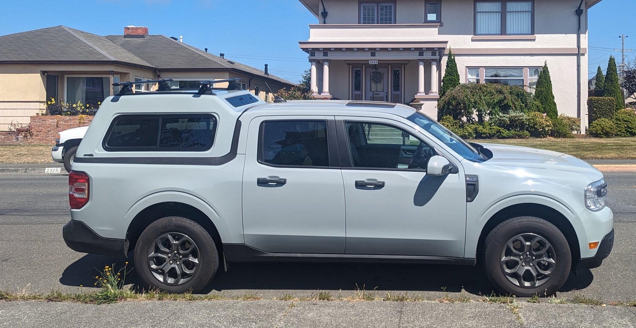 A.R.E. MX Series Topper / Truck cap Installed on 2023 Hybrid XLT in ...