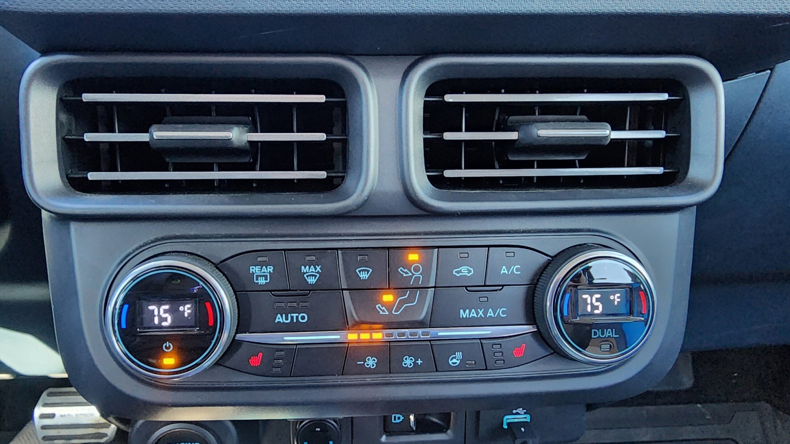 Lariat Dual-Zone Climate Control Swap | MaverickTruckClub - 2022+ Ford Maverick Pickup Forum ...