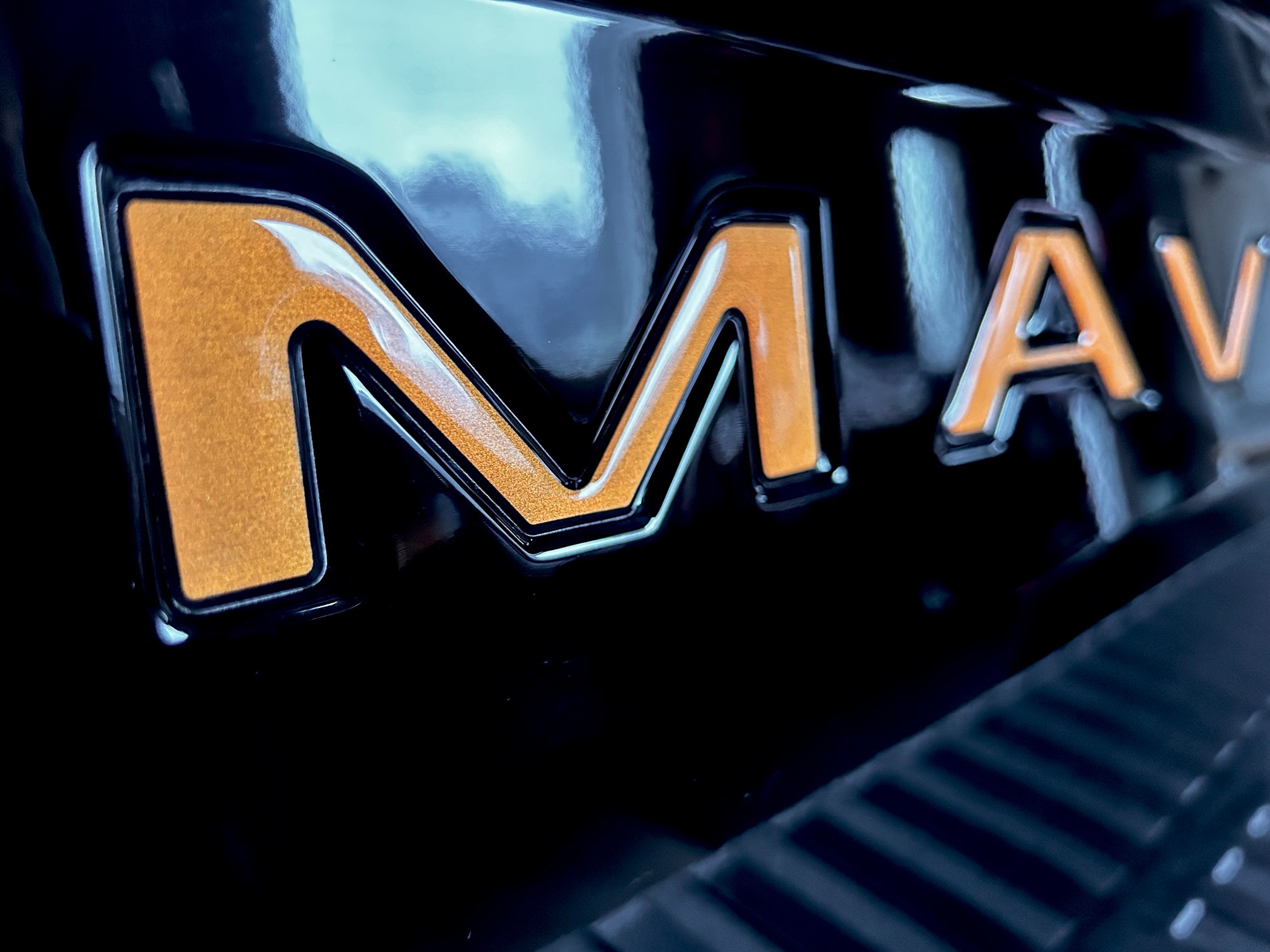 Tailgate Lettering in Tremor Orange (on black Maverick ...