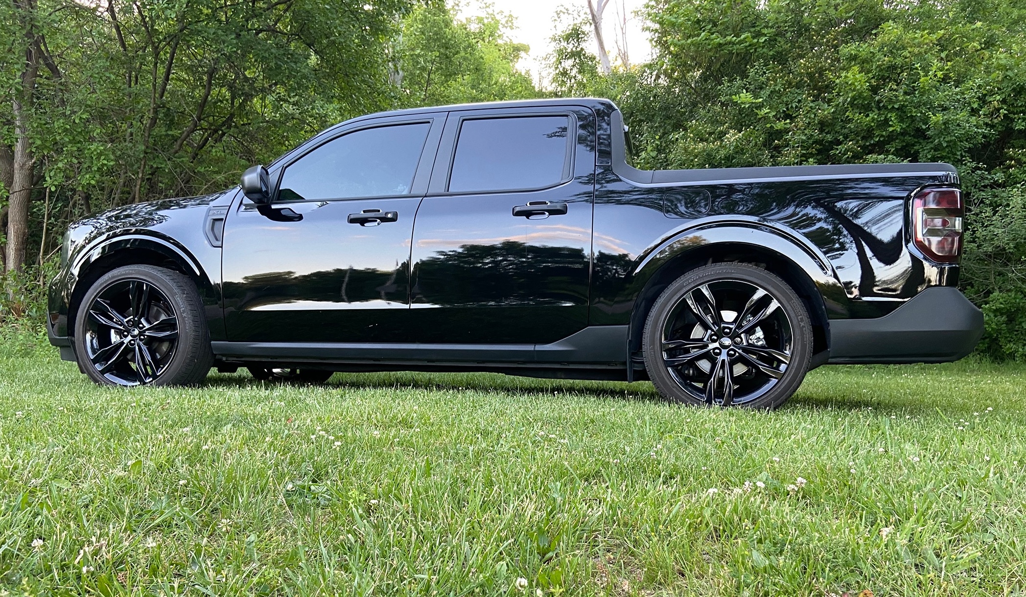 2024 Maverick lowered on 21" Edge ST wheels + blacked out ...