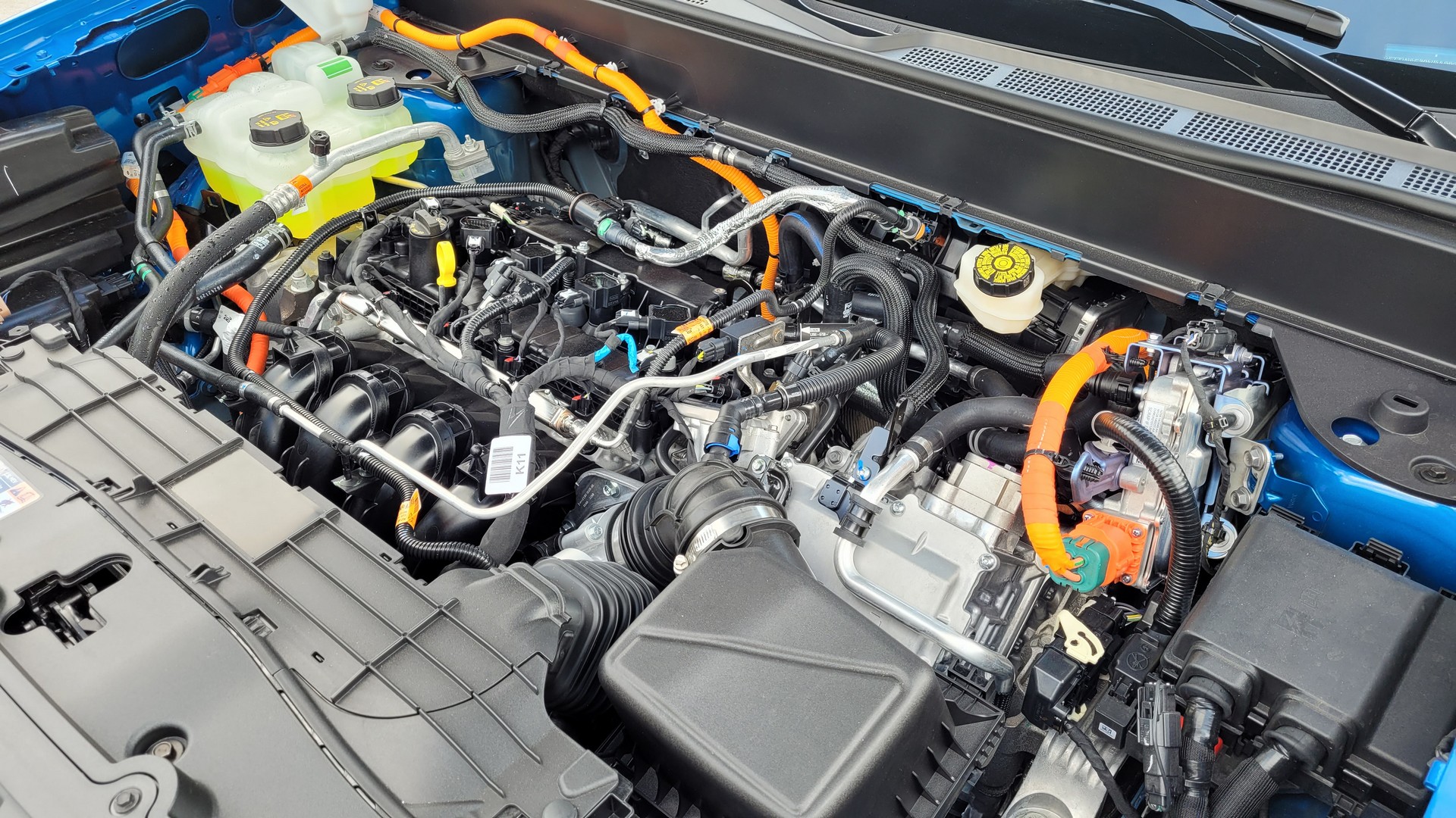 23N06 Customer Satisfaction Program (Hybrid Maverick) - engine long ...