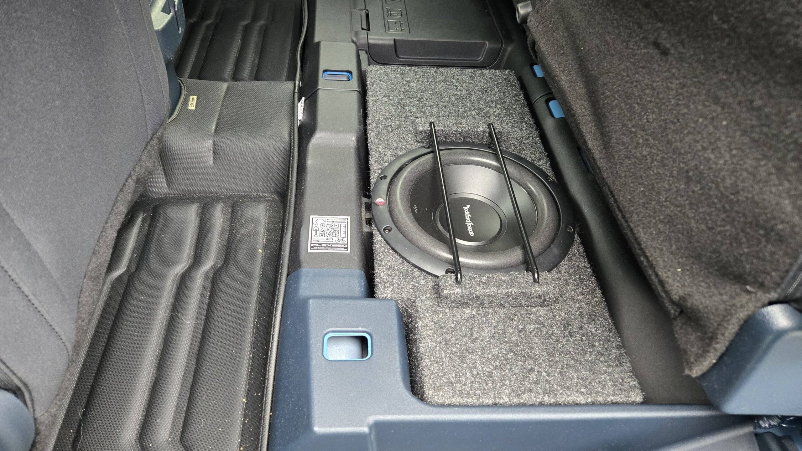 I upgraded the sound system in my 2025 Maverick XLT ...